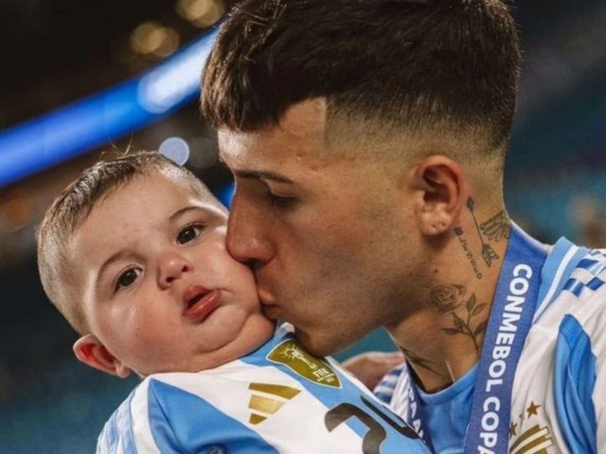 “My english boy”: el tierno video de Benjamín, el hijo de Enzo ...