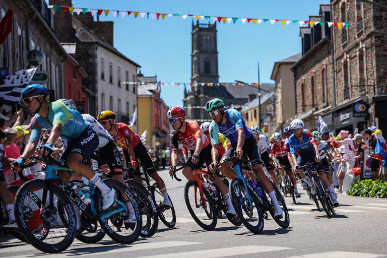Tour de France 2025 live: Stage 8 result and reaction as Jonathan Milan ...