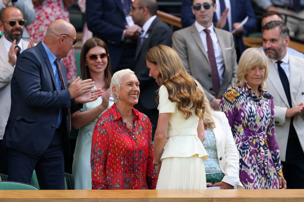 Kate Middleton returns to Wimbledon, receives emotional standing ovation