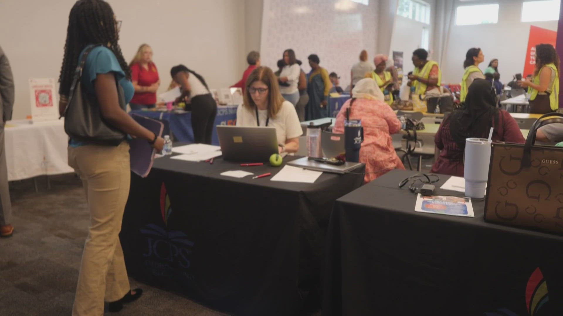 JCPS hosts job fair to close teacher vacancies