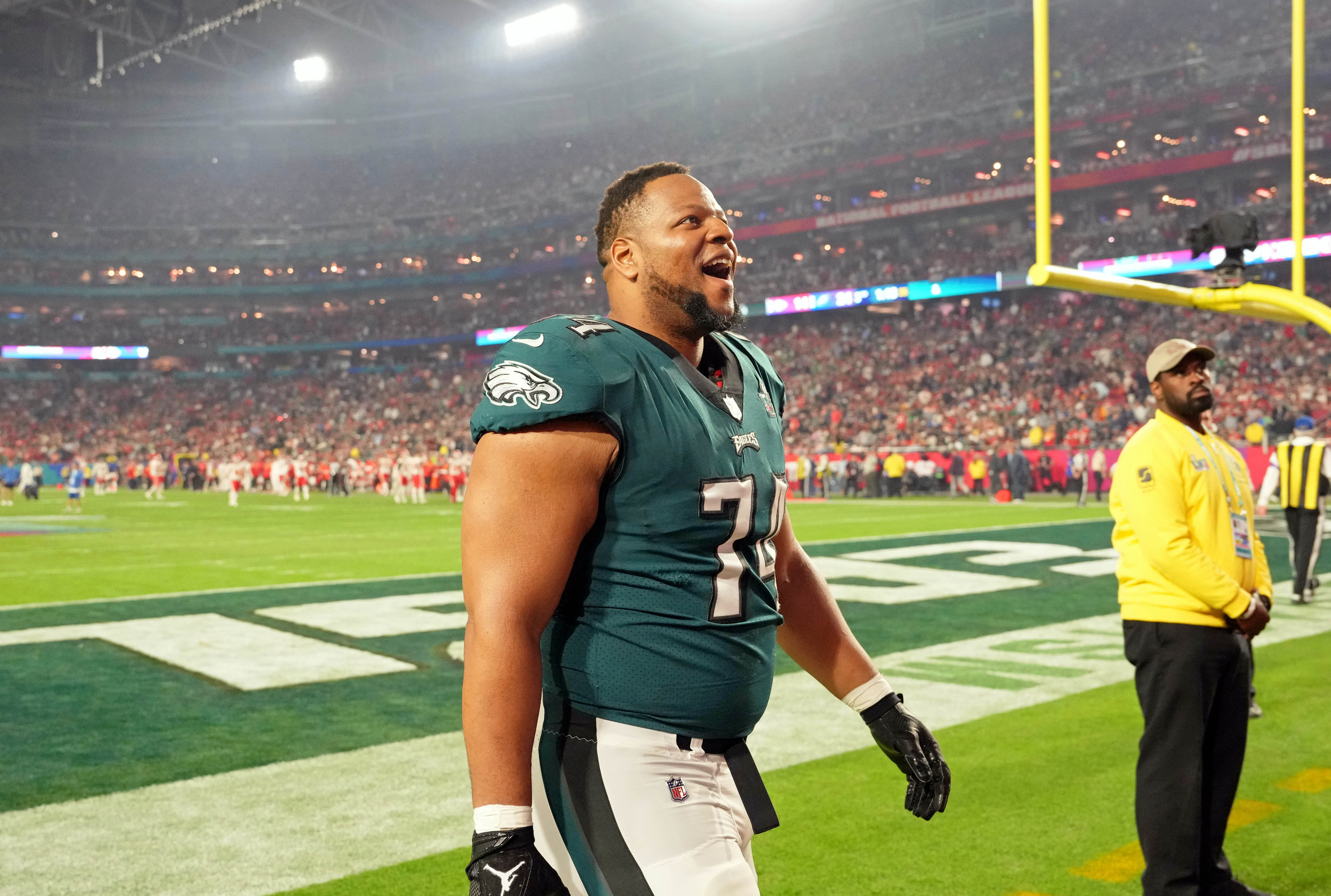 Ndamukong Suh Officially Retiring From NFL