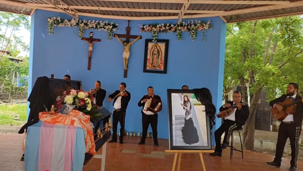 Funeral de Bella Galilea, amiga del clan de 'Las Perdidas', es ...