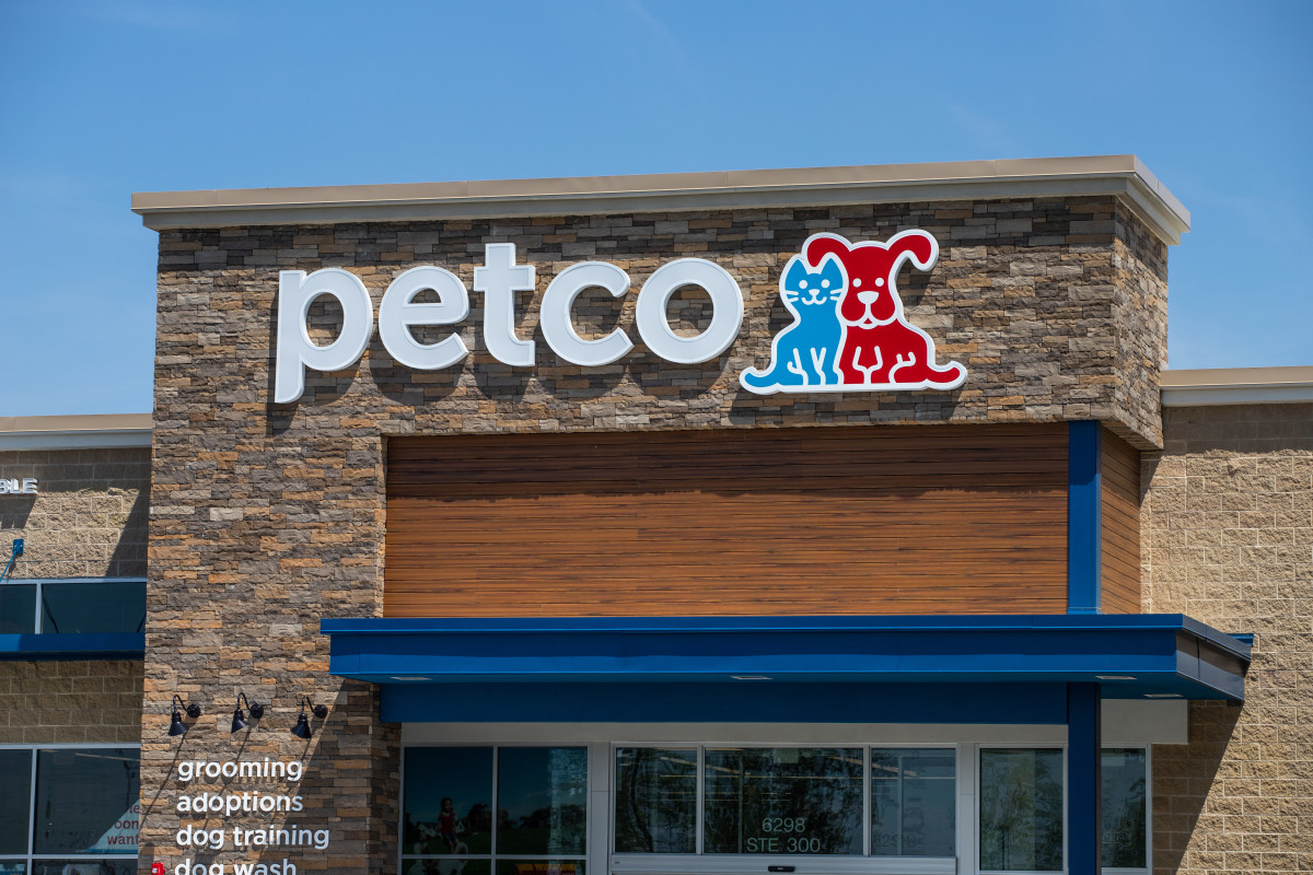 Petco Has a Handy $15 Pet Treat Jar on Sale That Keeps Food Fresh and ...