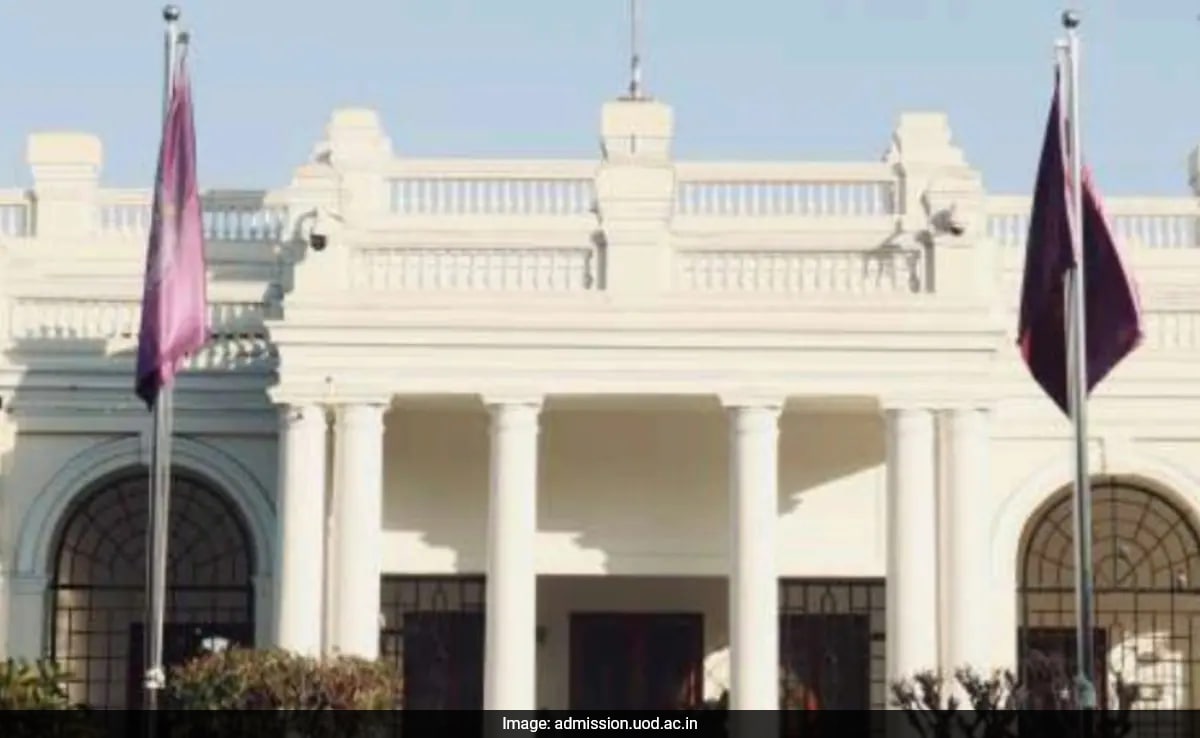 Delhi University Opens 5-Year LLB Admissions For 2025, Check Key Details