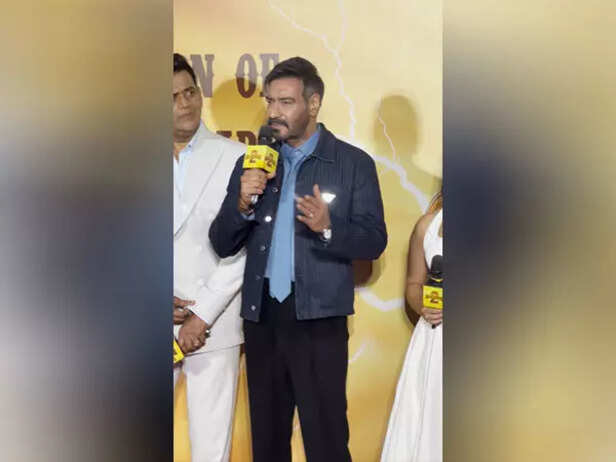 “Even His Fingers Have Swag”—Ajay Devgn’s Viral Dance Has a Nation Twirling