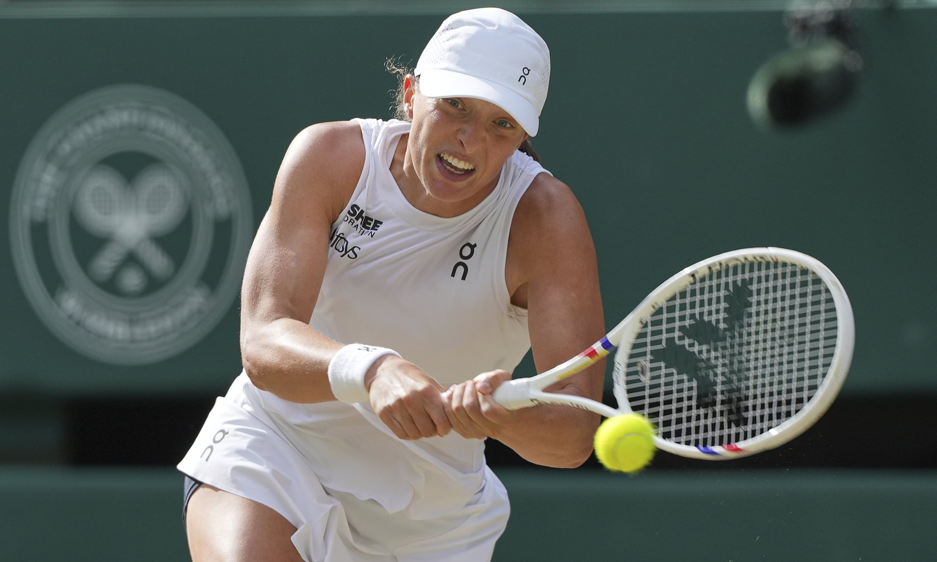 Iga Swiatek creates Wimbledon history with incredible 6-0, 6-0 final ...