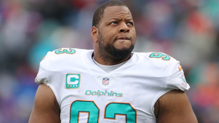 Former Dolphins All-Pro announces retirement from NFL with emotional ...