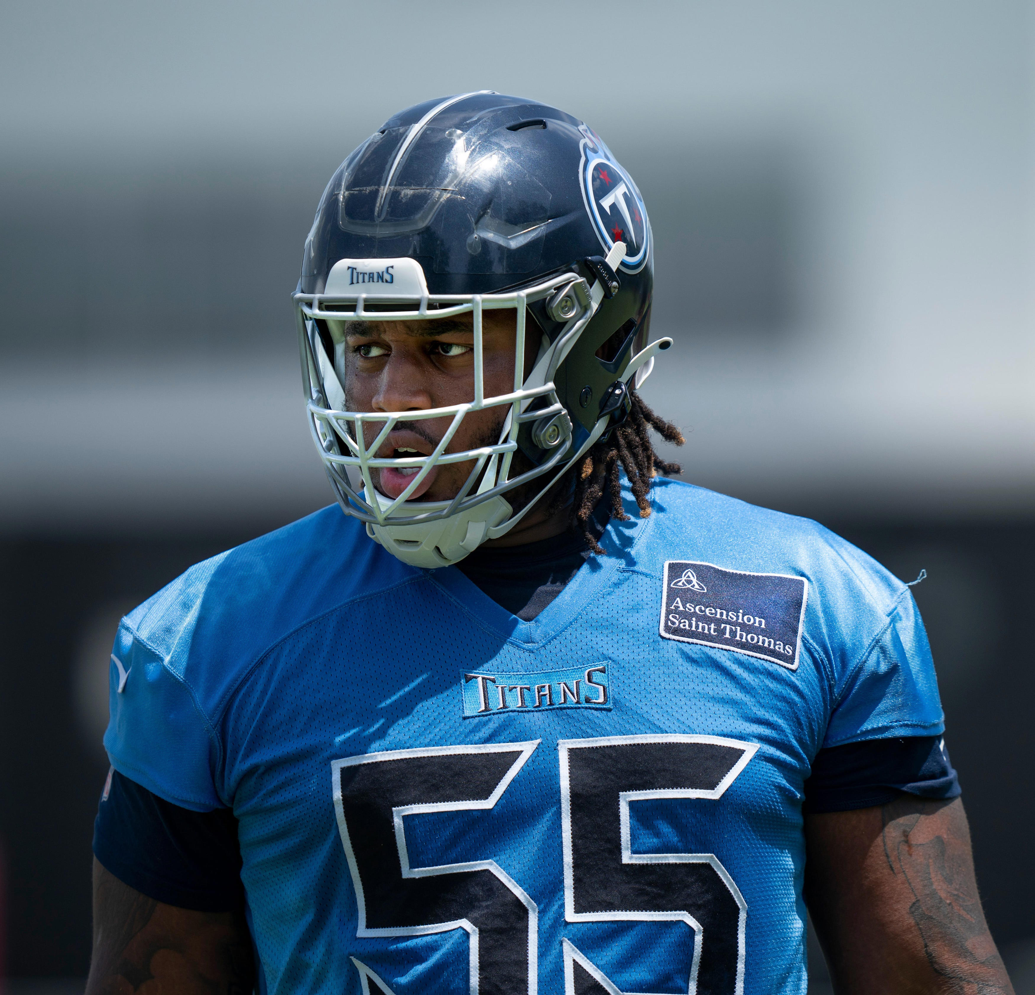Tennessee Titans' JC Latham named to 2025 NFL All-Breakout Team