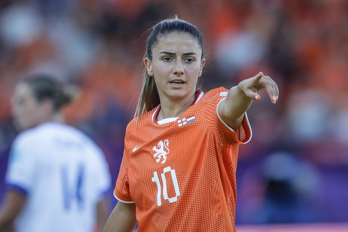 Jonker sust relletje: 'Van de Donk speelt tegen Frankrijk'