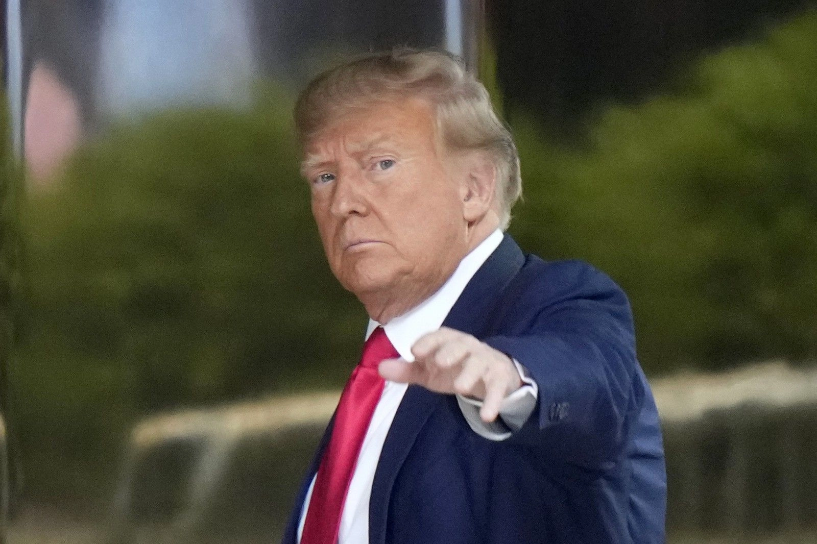 Ο Τραμπ "φωτογραφίζει" τον MAGA διάδοχό του