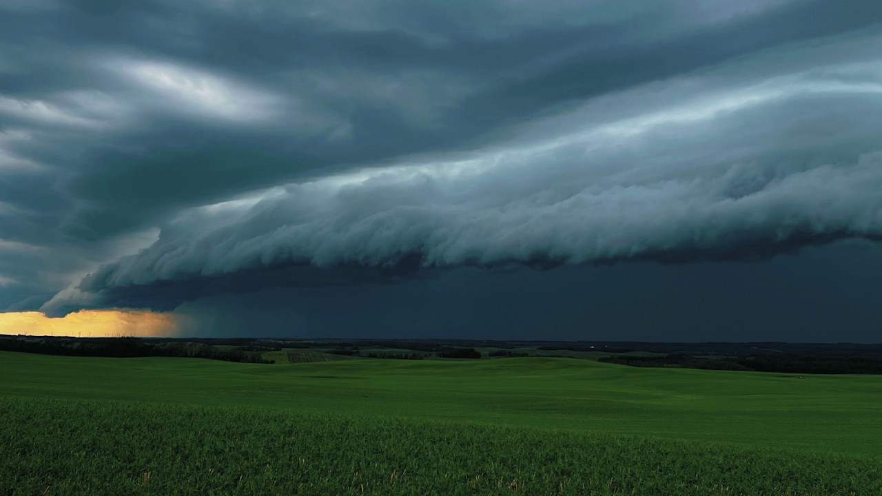 Stay alert: Severe weather sparks back up in Alberta, Sask. Saturday