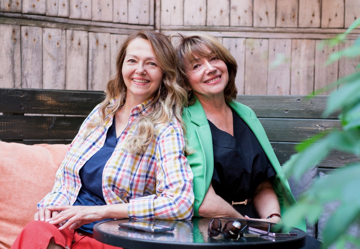 12 Reasons Friends Fade Faster After 40 Than Before and How to Keep ...