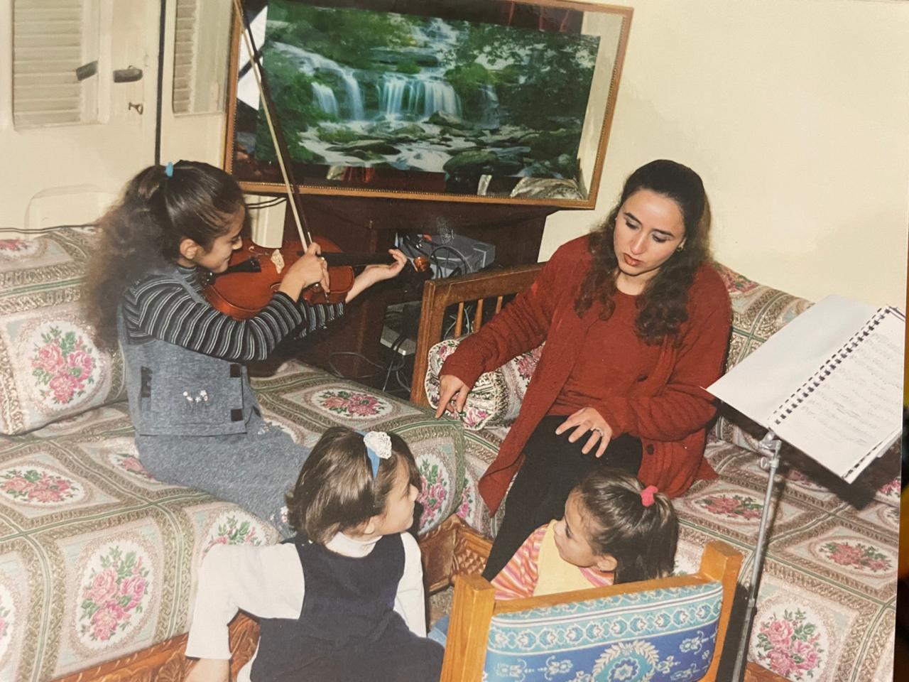 Diaspo #397 : From Fez to India, Lamiss Amya blends violin, techno, and ...