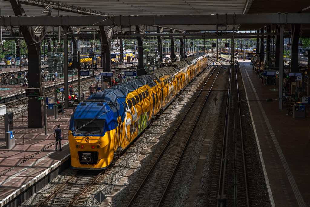 Storing in spoortunnel legt treinverkeer ten zuiden van Rotterdam plat