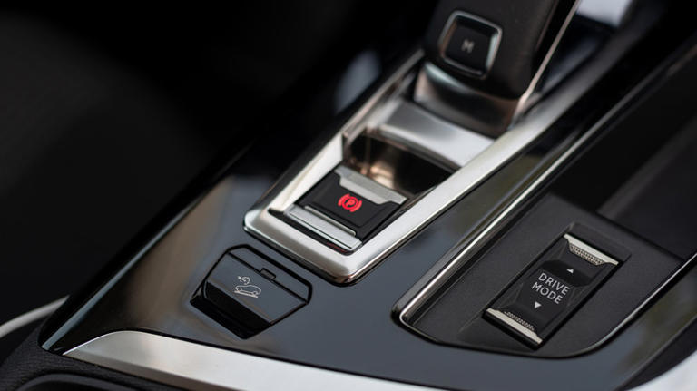 What Is Hill Descent Control In SUVs And How Do You Use It?