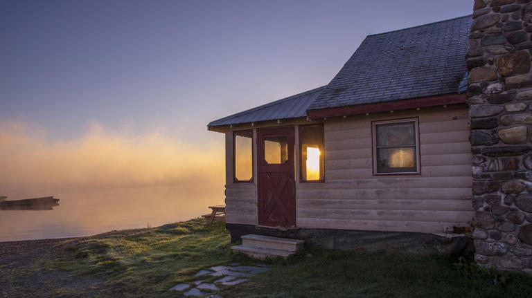 Maine's Largest Lake Is An Expansive Recreation Paradise With Diverse ...