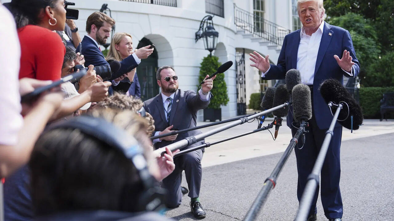 Donald Trump's New Tariff Letters For Mexico And EU - 30 pc Import Duty ...