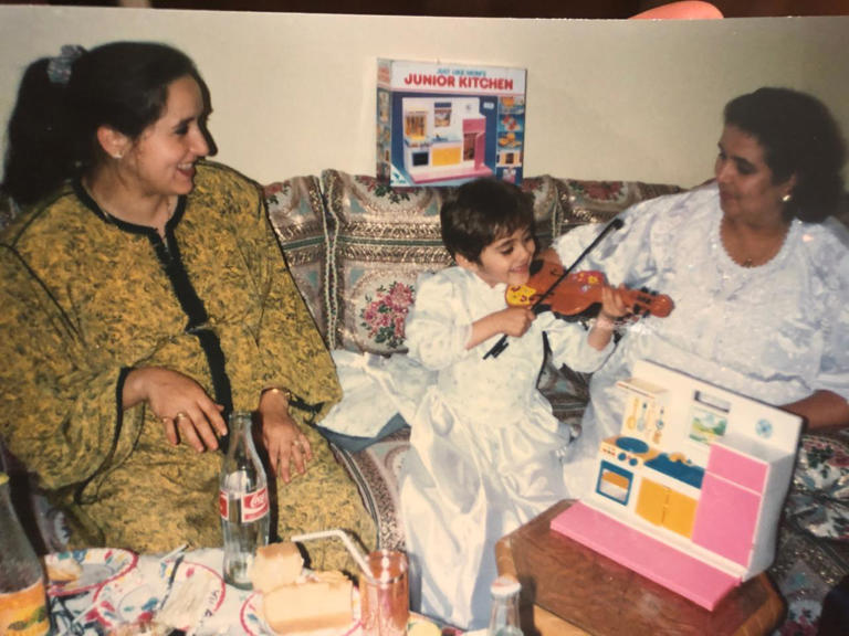 Diaspo #397 : From Fez to India, Lamiss Amya blends violin, techno, and ...