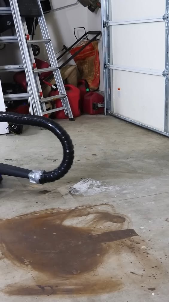 Blowing your own sail is possible! ⛵