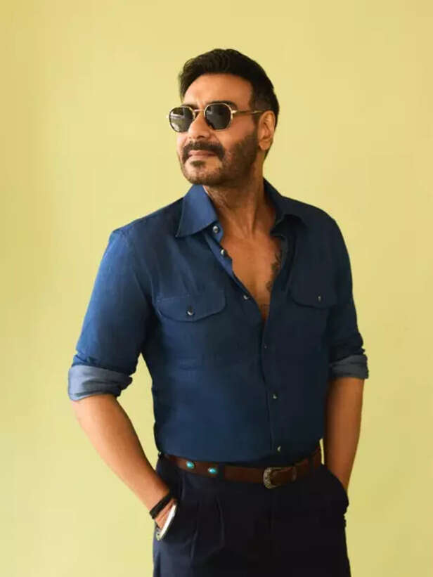 “Even His Fingers Have Swag”—Ajay Devgn’s Viral Dance Has a Nation Twirling