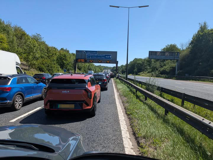 M60 closed after serious crash on motorway