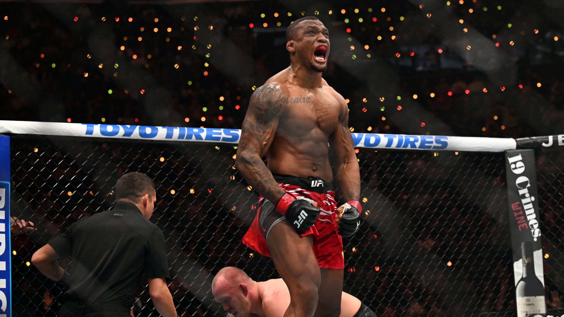 Eduarda Moura believes teammate Jailton Almeida submits Tom Aspinall to ...