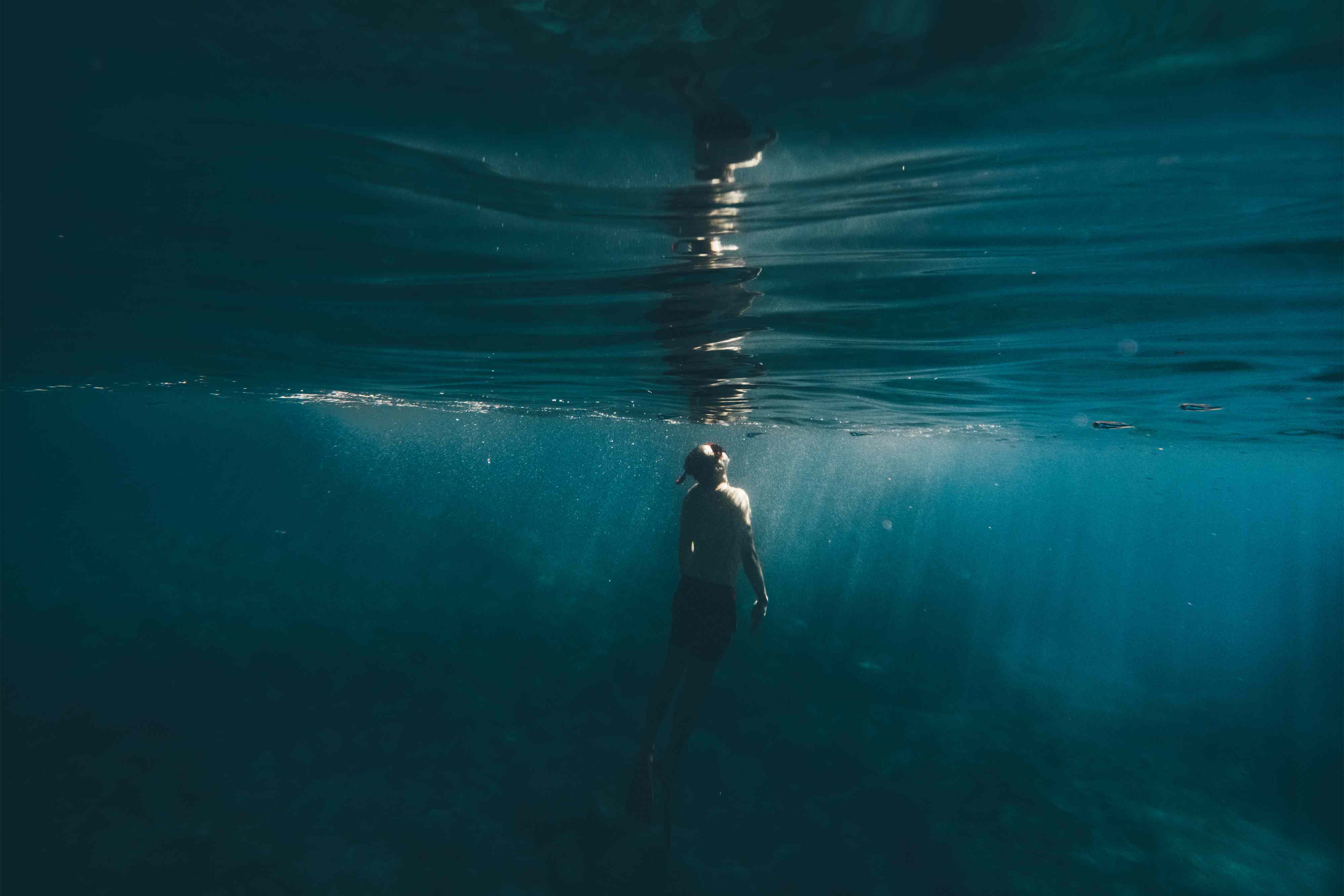How to Manage Thalassophobia (Fear of Oceans and Lakes)