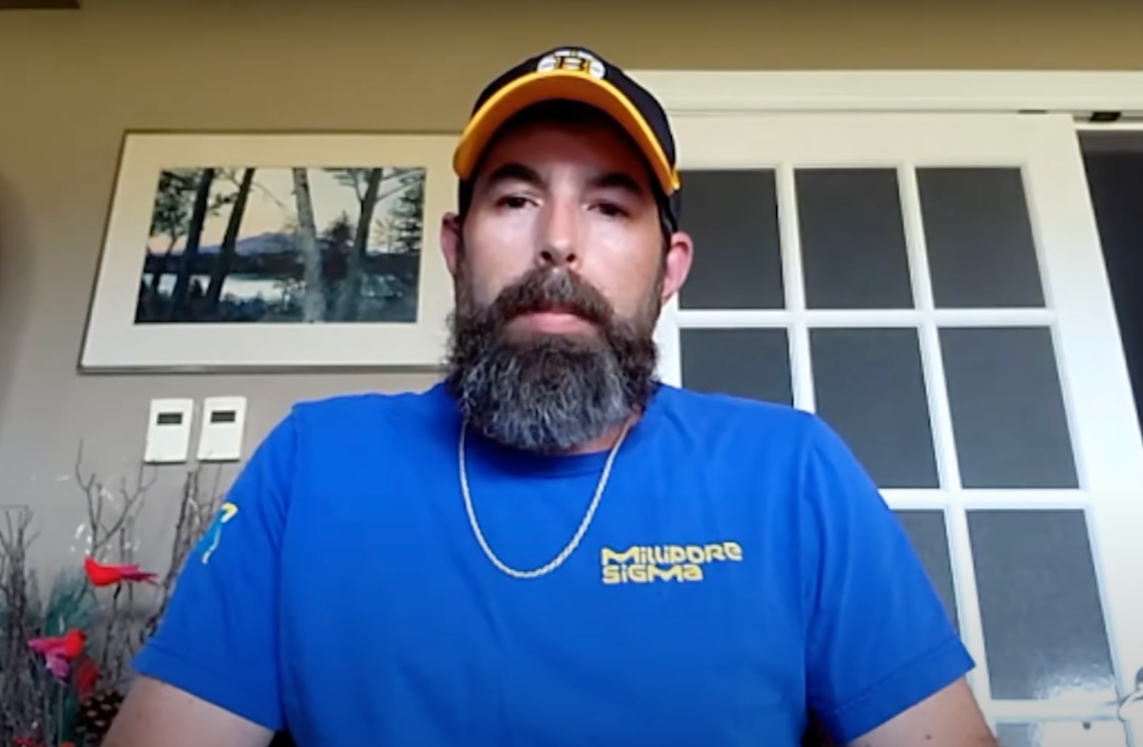 Pro-Trump New Hampshire dad is stuck in Canada after visit. Green card ...