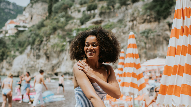 How To Keep Your Skin Healthy While At The Beach