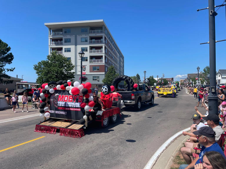 Summerside Lobster Carnival parade draws big crowd on 69th anniversary
