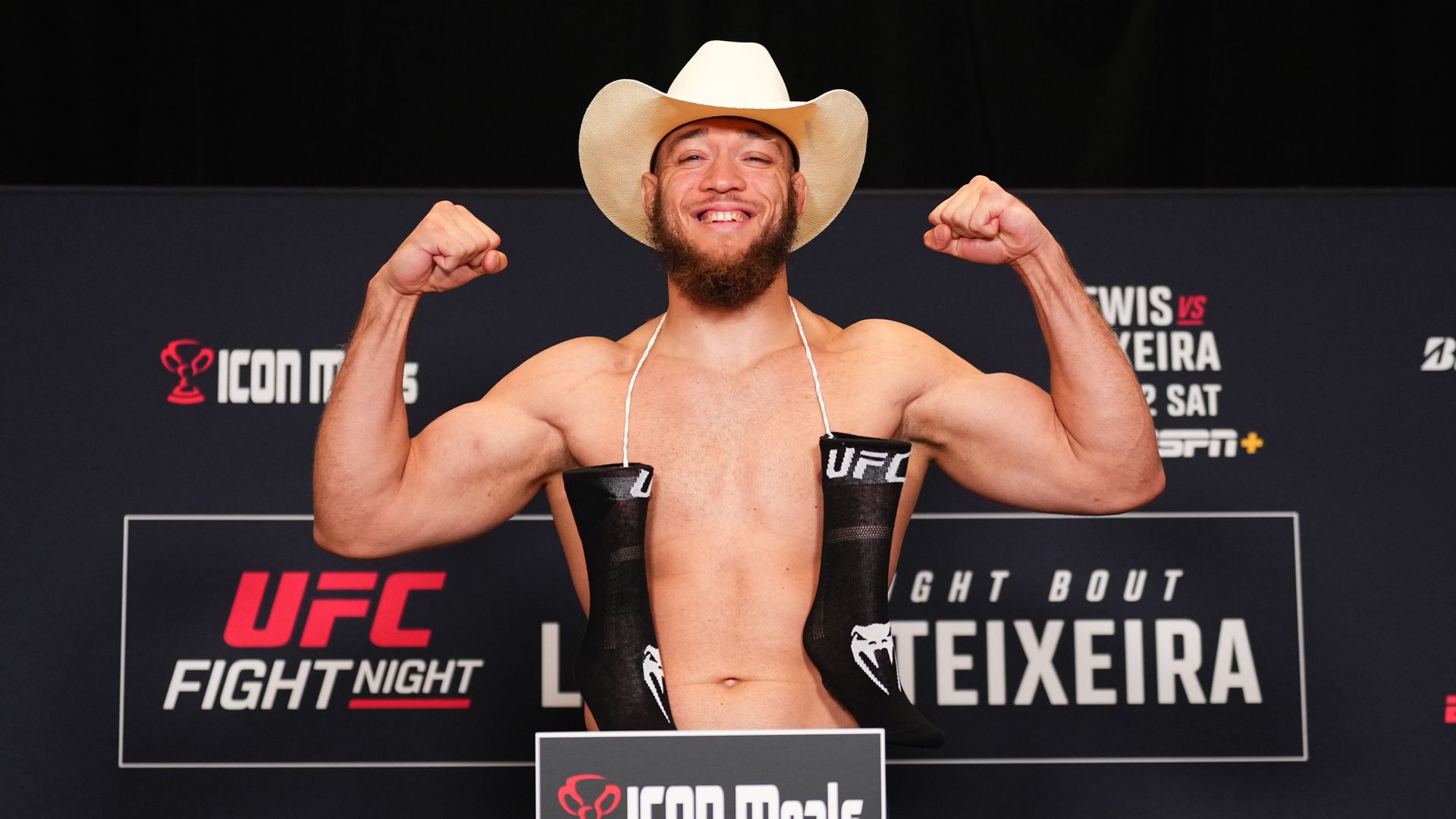 UFC Nashville’s Valter Walker talks Rousimar Palhares comparisons — and ...