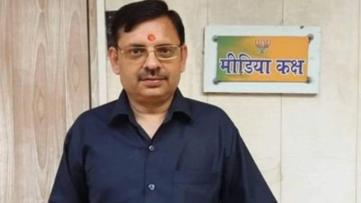 Kapoor draws attention to encroachments, illegal parking peaking in Old ...