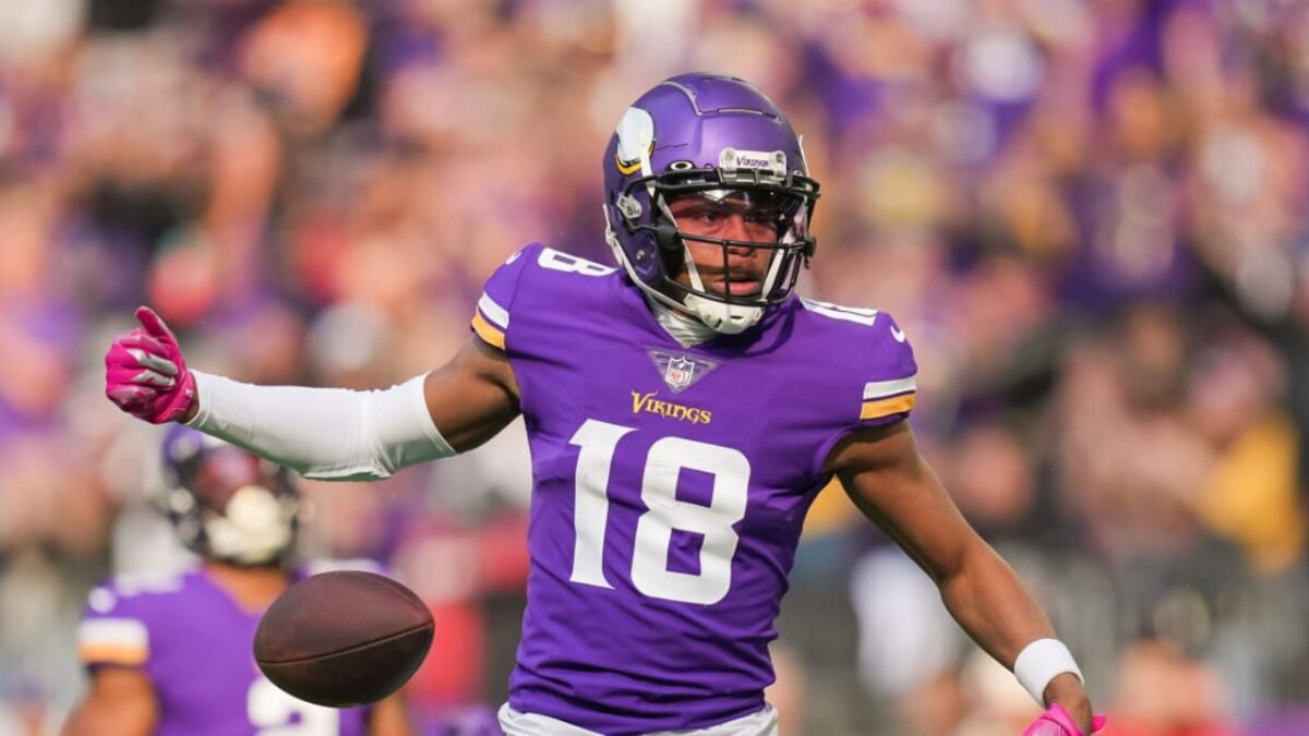 HOF Randy Moss Picks Vikings Justin Jefferson over His Ex-LSU Teammate ...