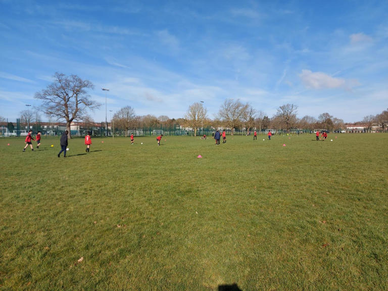 Campaigners say Barnet FC plans to build 7,000-seat stadium on public ...
