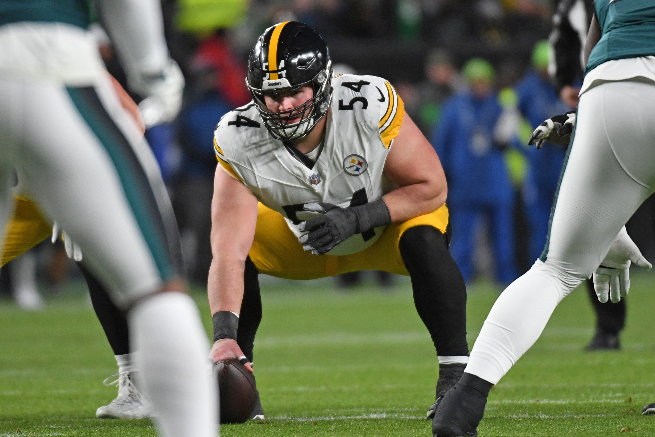 Steelers' Zach Frazier Gets Hit With Ultimate Disrespect Entering 2nd Professional Season