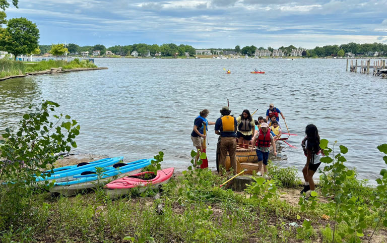 Hundreds fill Holland’s Kollen Park for annual Macatawa Water Festival