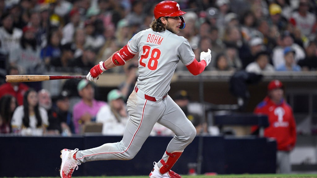 Philadelphia Phillies third baseman Alec Bohm leaves game against the ...