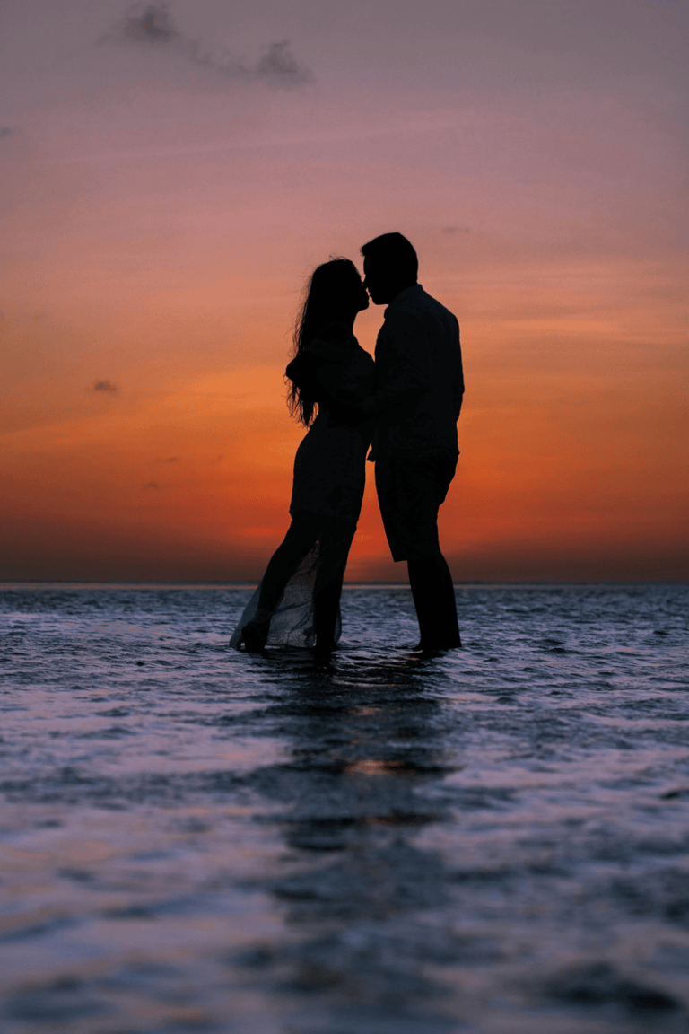 A Man in Love Shows It with These 13 Subtle Actions