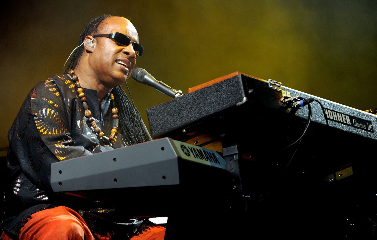 BST crowd split in two witness a musical genius at work