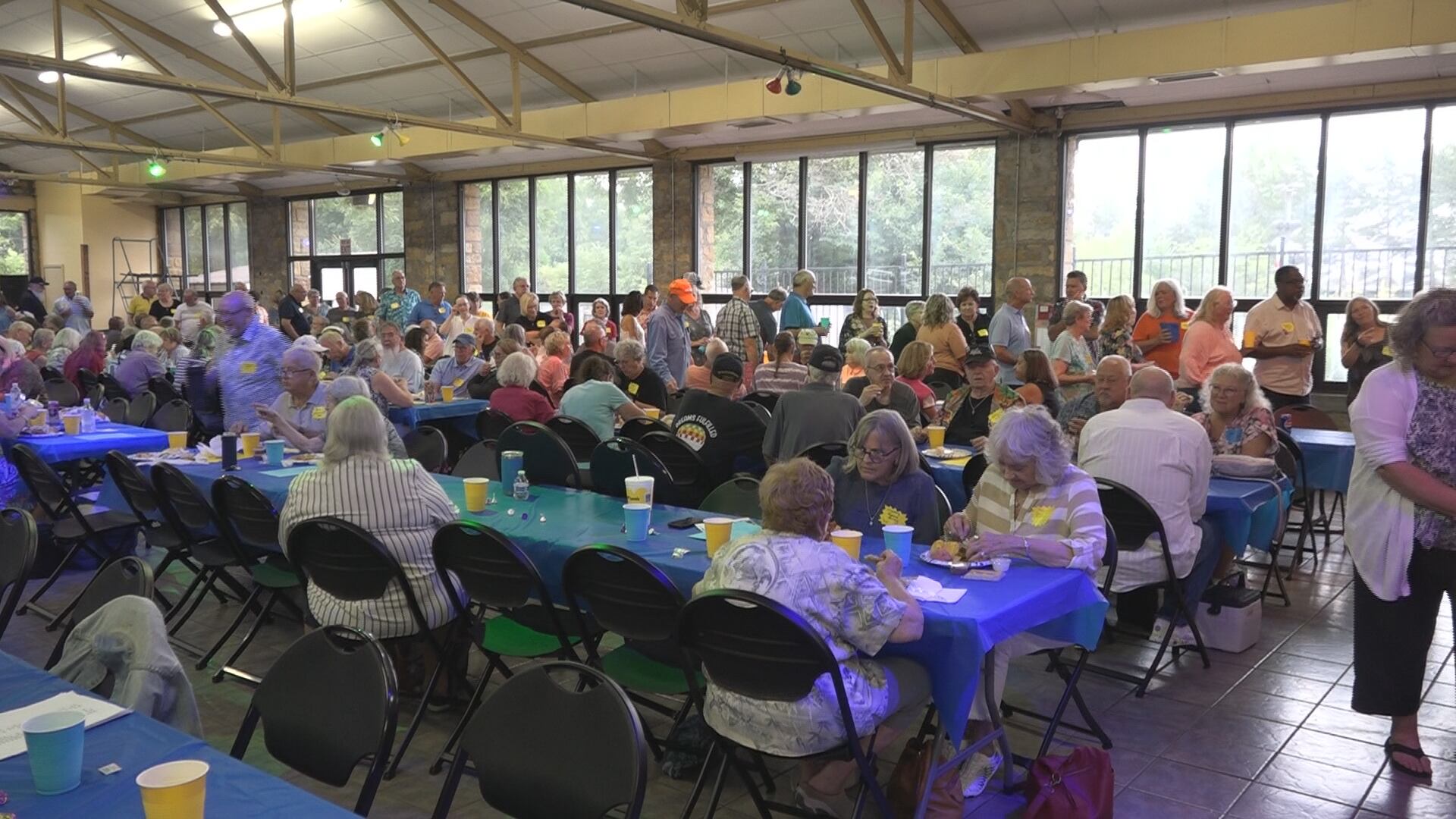 Former classmates reunite as Roosevelt Junior High School host class ...