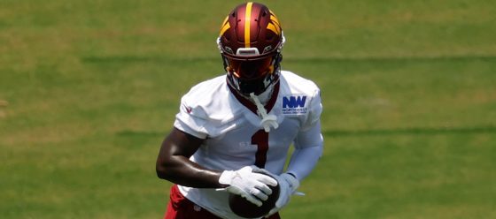 Top Mid-Round Fantasy Football Draft Picks to Target (2025)