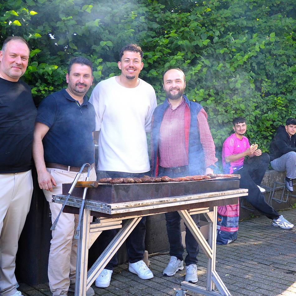 Menschen und Kulturen zusammenbringen