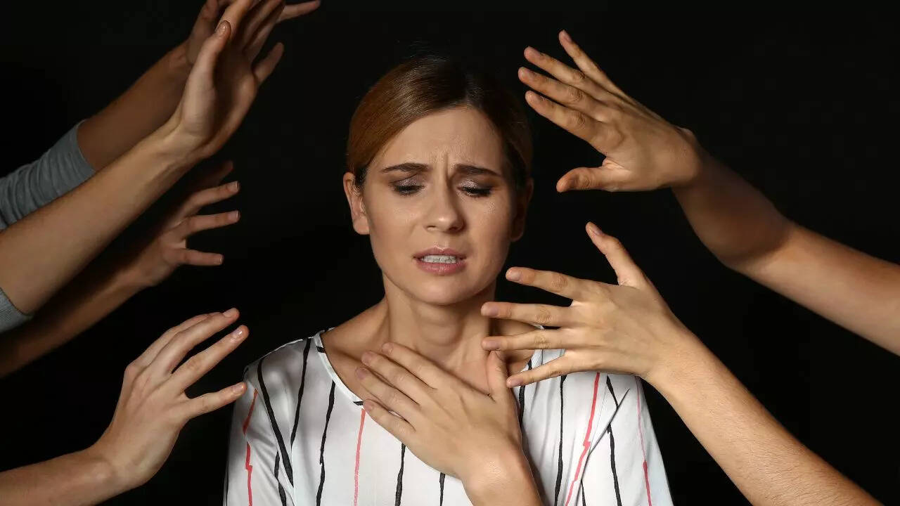 5 phobias that can quietly affect your interpersonal relationships