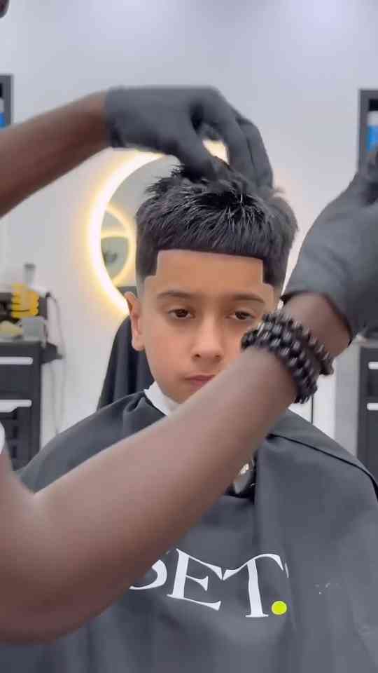 He Asked for a Barber Fail… Got This Instead