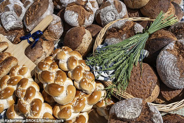 What eating bread every day actually does to your body and health
