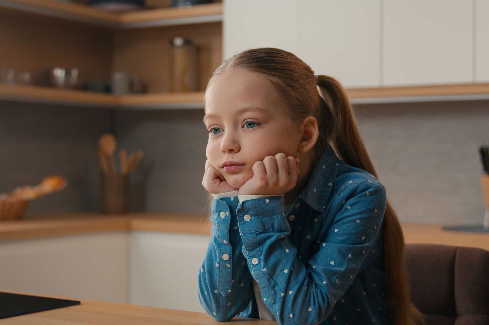 11 Things Only Middle Children May Truly Understand