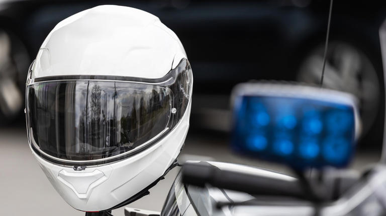Why Dirt Bike Helmets Look Different From Motorcycle Helmets