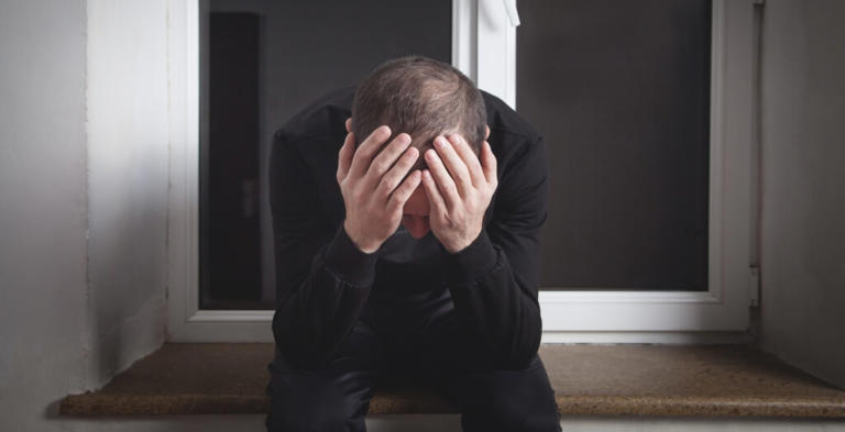 Feeling Like You Don’t Belong Anywhere? Here’s What’s Really Going On