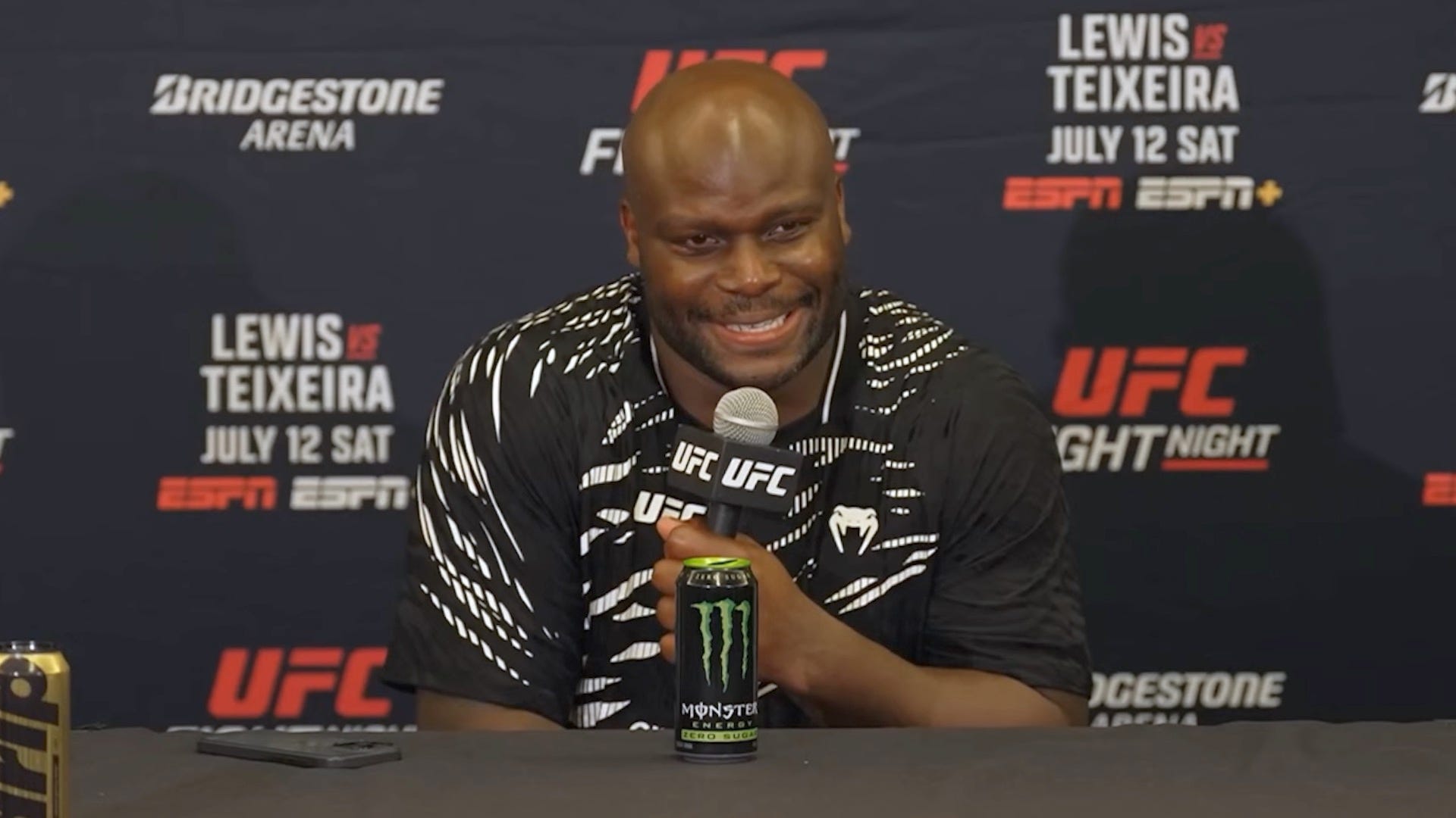 Derrick Lewis wants one more heavyweight title run after UFC on ESPN 70 win