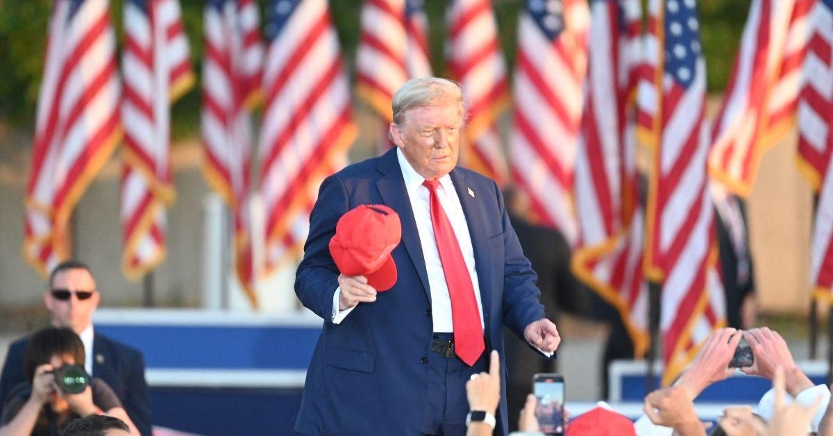 Donald Trump Sparks Outrage With 'Shylock' Slur at Iowa Rally, Claims ...